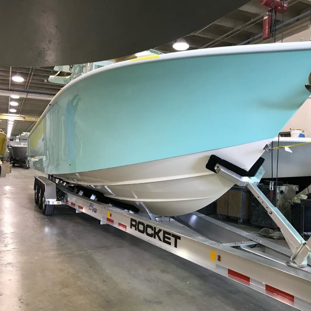 TRIPLE AXLE TRAILERS – Everything Marine USA
